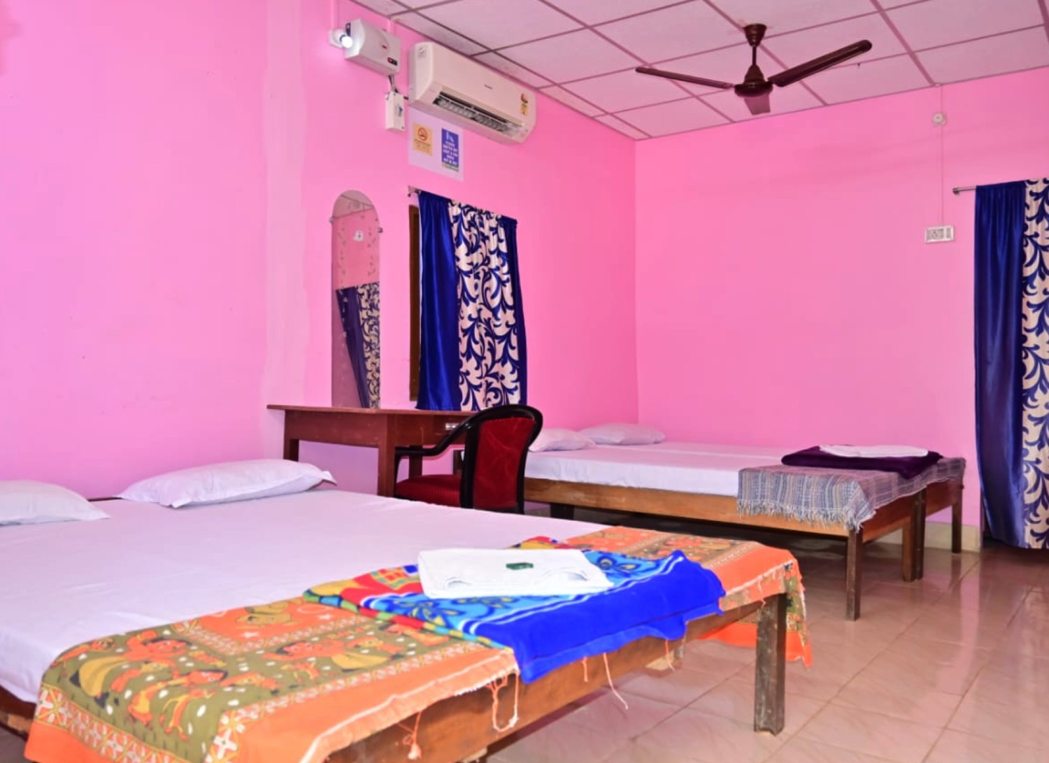 Deluxe Rooms In Andaman